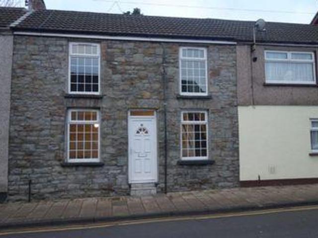 3 Bedrooms Terraced house for rent in Llewellyn Street, Pentre CF41