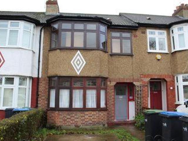 3 Bedrooms Terraced house for rent in Longfield Avenue, Enfield EN3