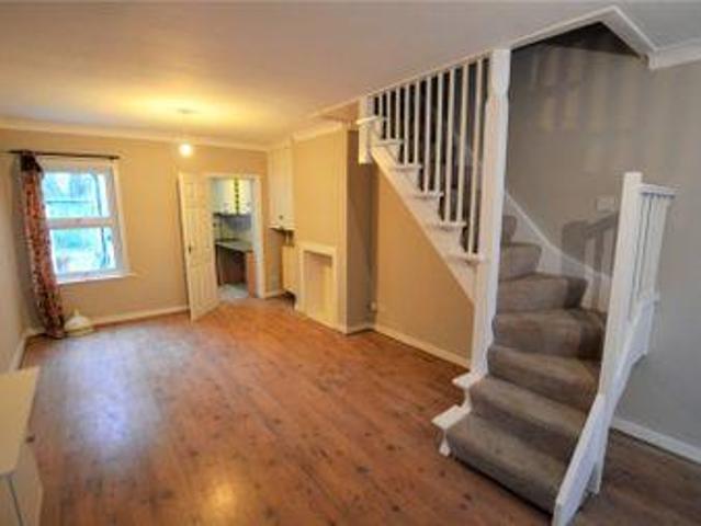 3 Bedrooms Terraced house for rent in Love Lane, London SE25