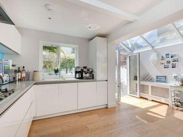 3 Bedrooms Terraced house for rent in Parkville Road, London SW6