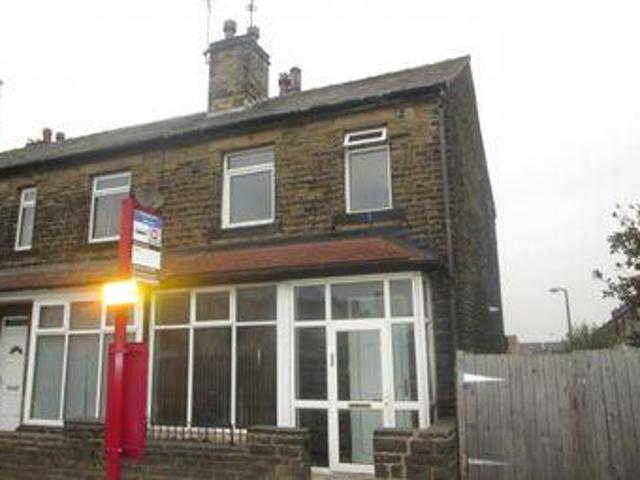 3 Bedrooms Terraced house for rent in Parsonage, Bradford BD4