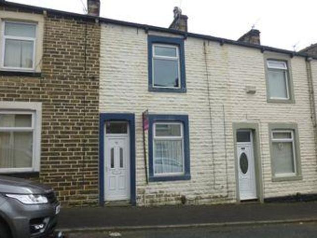 3 Bedrooms Terraced house for rent in Prestwich St, Coalclough Lane, Burnley, Lancashire BB11