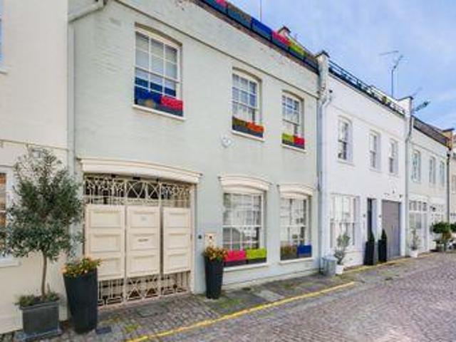 3 Bedrooms Terraced house for rent in Princes Gate Mews, London SW7