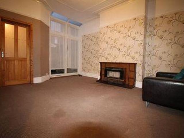 3 Bedrooms Terraced house for rent in Rawstorne Street, Blackburn BB2