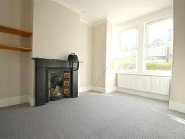 3 Bedrooms Terraced house for rent in Richmond Road, London E11