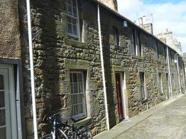 3 Bedrooms Terraced house for rent in Rose Lane, St. Andrews KY16