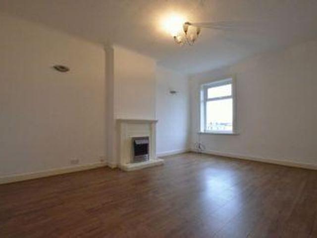 3 Bedrooms Terraced house for rent in Rosegrove Lane, Burnley BB12