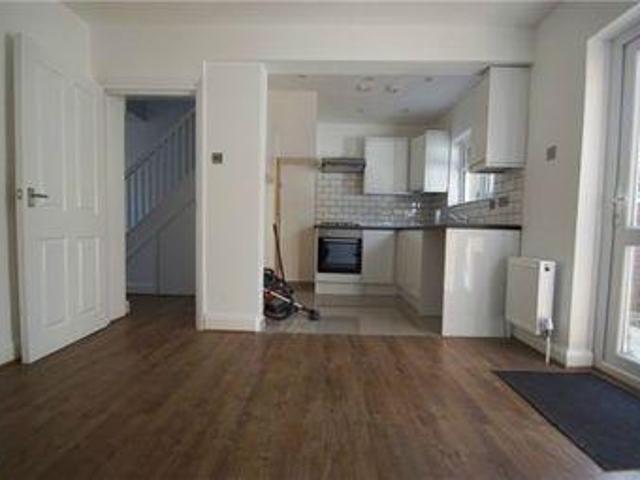 3 Bedrooms Terraced house for rent in St Raphaels Way, Stonebridge, London NW10