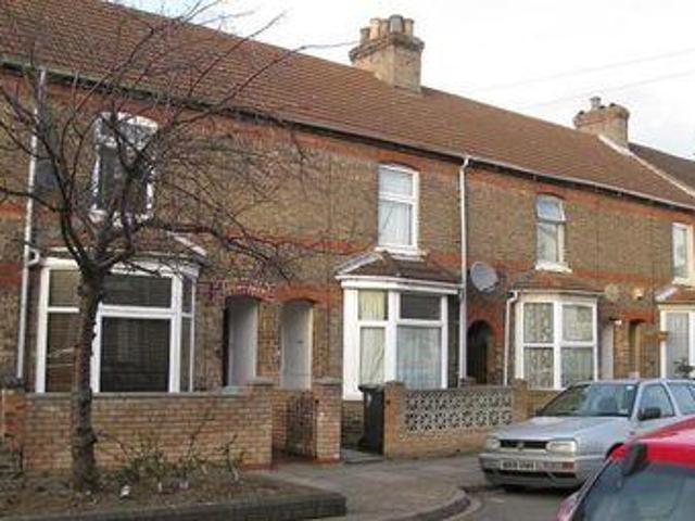 3 Bedrooms Terraced house for rent in Stanley Street, Bedford MK41