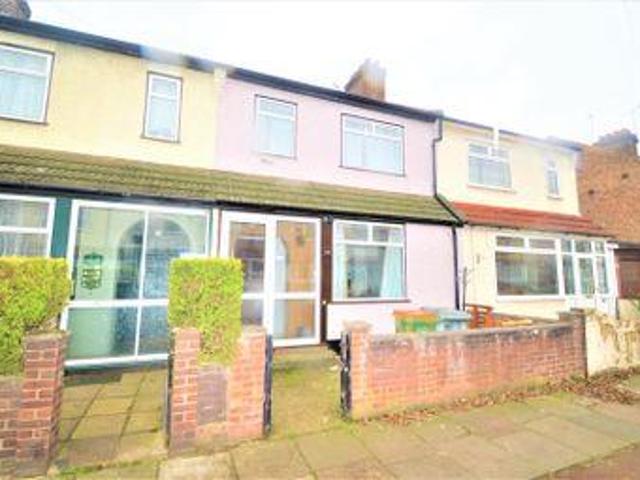 3 Bedrooms Terraced house for rent in Stokes Road, London E6
