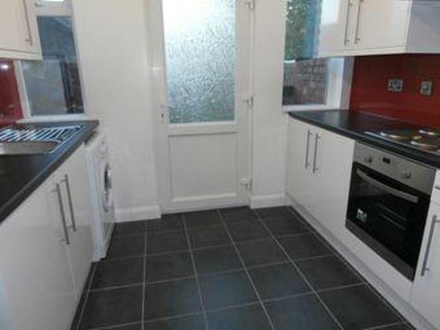 3 Bedrooms Terraced house for rent in Strathmore Avenue, Coventry CV1