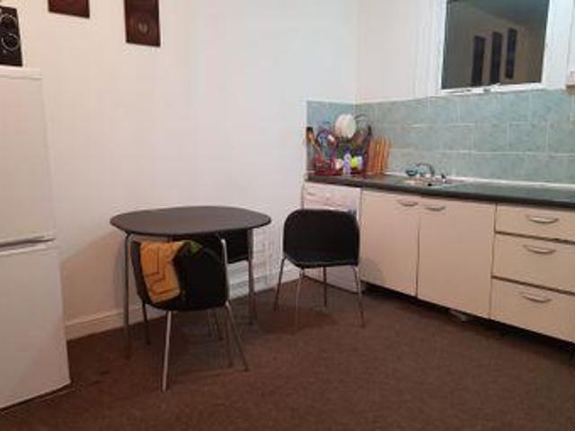 3 Bedrooms Terraced house for rent in Sandyhill Road, Ilford IG1