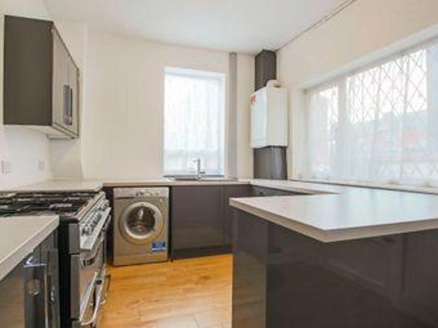 3 Bedrooms Terraced house for rent in Sefton Road, Swinton, Manchester M27