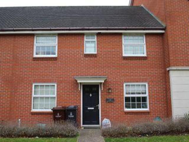 3 Bedrooms Terraced house for rent in Sheperd Drive, Colchester, Essex CO4