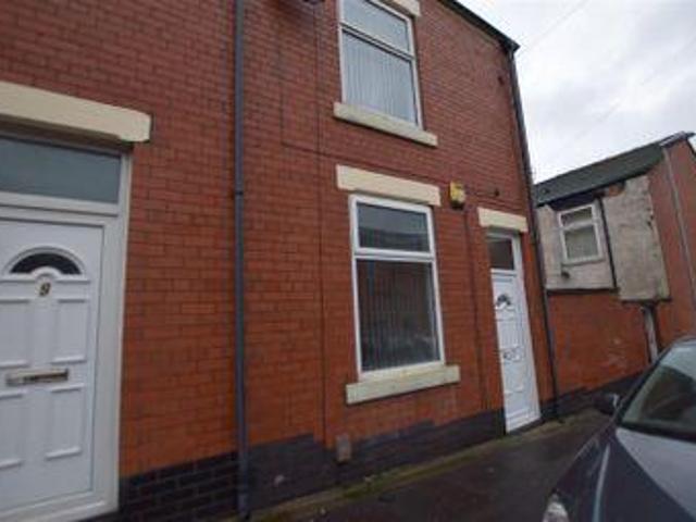 3 Bedrooms Terraced house for rent in Smith Street, Heywood OL10