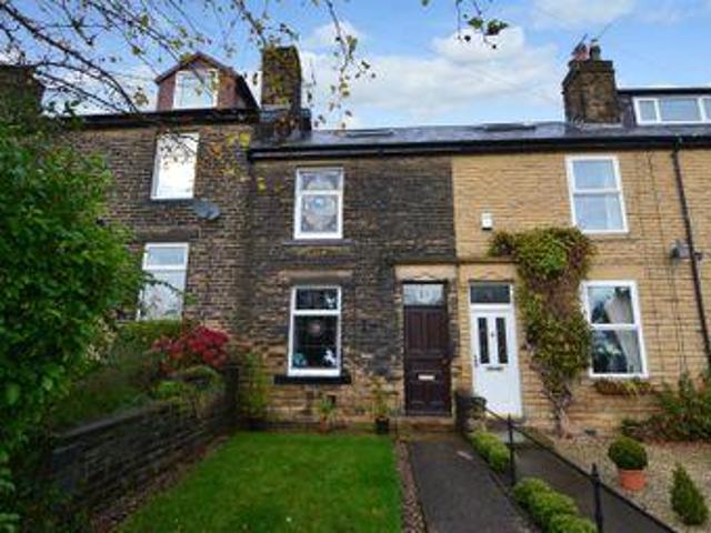 3 Bedrooms Terraced house for rent in South Parade, Pudsey LS28