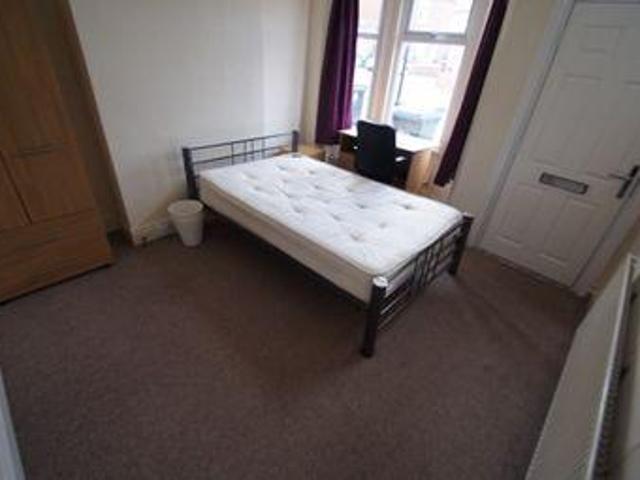 3 Bedrooms Terraced house for rent in Sovereign Road, Coventry CV5