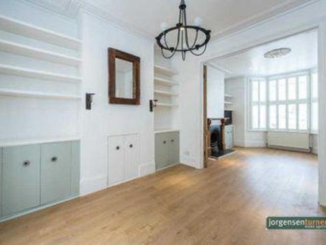 3 Bedrooms Terraced house for rent in Tunis Road, Shepherds Bush, London W12
