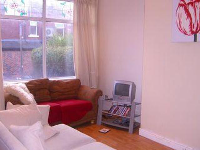 3 Bedrooms Terraced house for rent in Talbot Mount, Burley, Leeds 2Pf, Burley, UK LS4