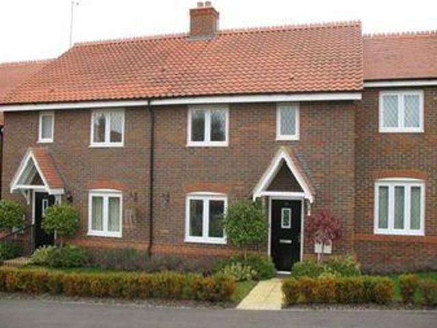3 Bedrooms Terraced house for rent in The Furlong, Oakley, Bedford MK43