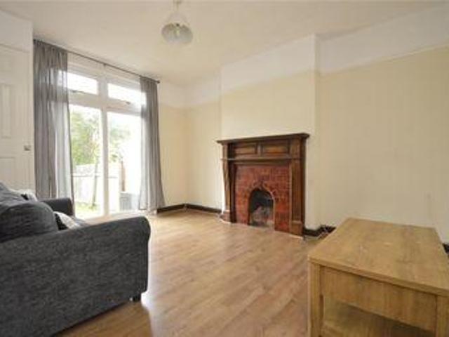 3 Bedrooms Terraced house for rent in The Green, Morden, Surrey SM4