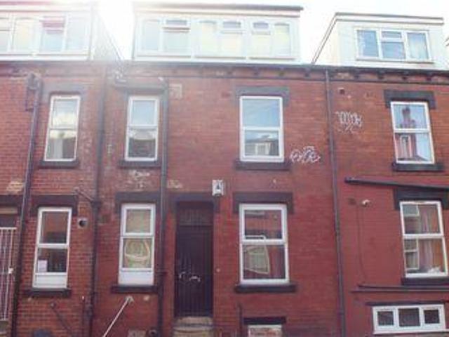 3 Bedrooms Terraced house for rent in Thornville Terrace, Leeds LS6