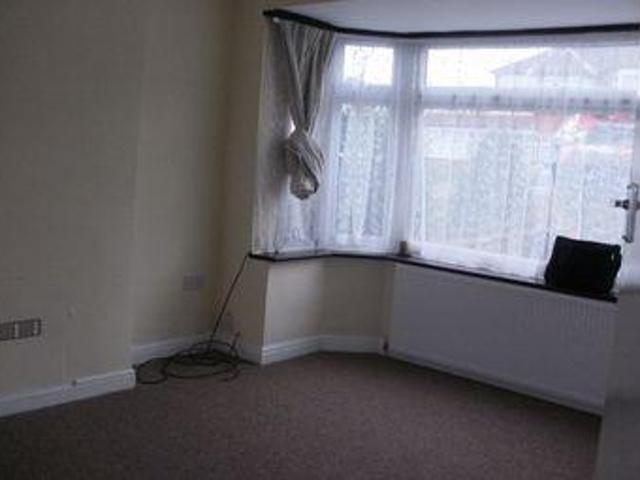 3 Bedrooms Terraced house for rent in Tiverton Road, Edgware HA8
