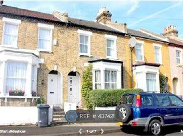 3 Bedrooms Terraced house for rent in Waldeck Grove, London SE27