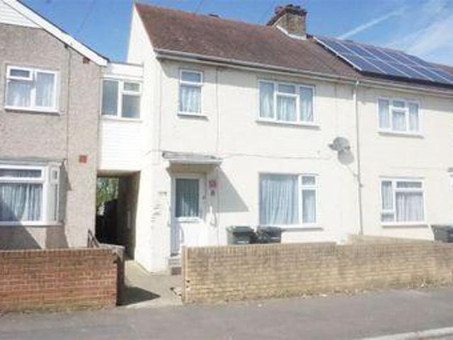 3 Bedrooms Terraced house for rent in Waterdales, Northfleet, Gravesend DA11