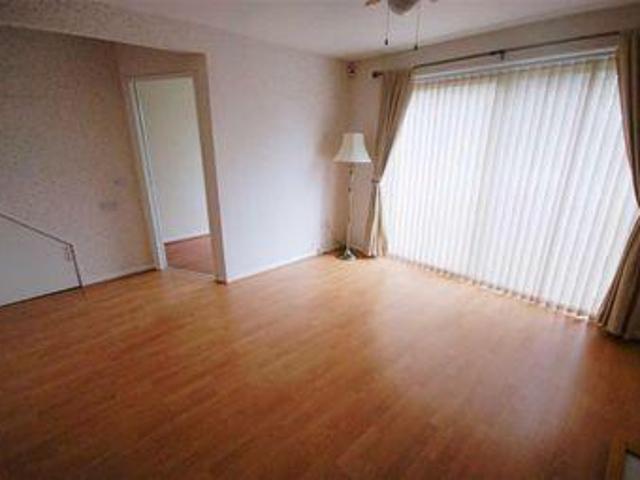 3 Bedrooms Terraced house for rent in Whinney Hill Park, Brighouse HD6