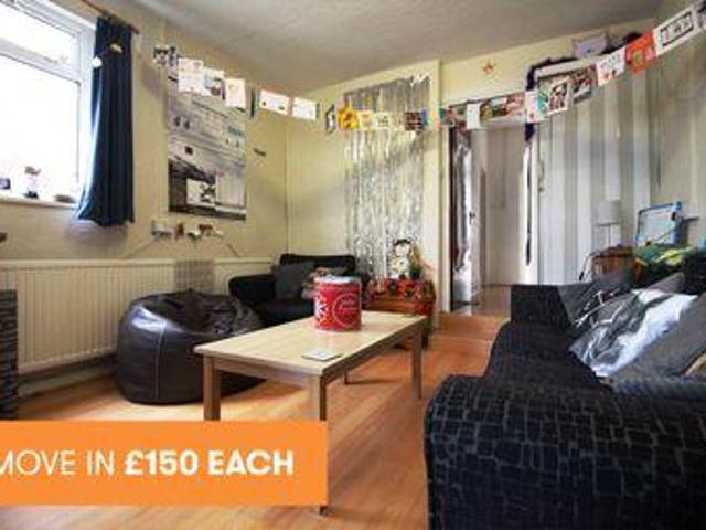 3 Bedrooms Terraced house for rent in Whitchurch Road, Heath, Cardiff CF14