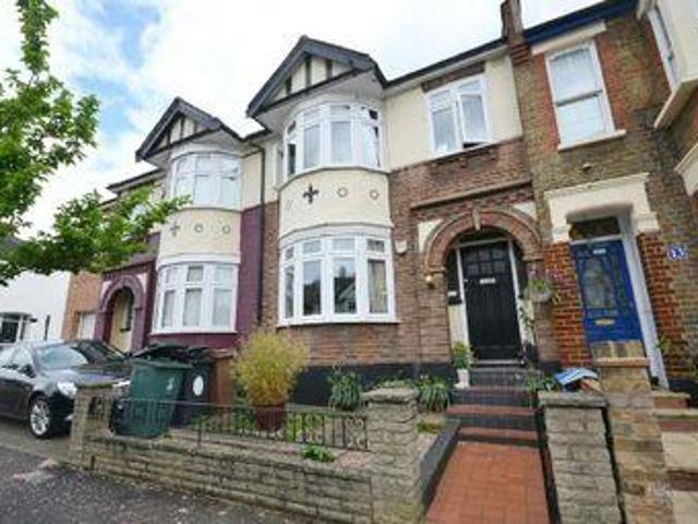 3 Bedrooms Terraced house for rent in Wickham Road, London E4