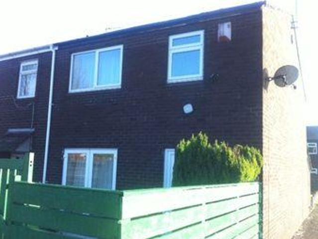 3 Bedrooms Terraced house for rent in Willow Approach, Leeds, West Yorkshire LS4