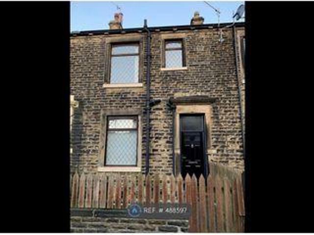 3 Bedrooms Terraced house for rent in Woodbine Terrace, Bradford BD10