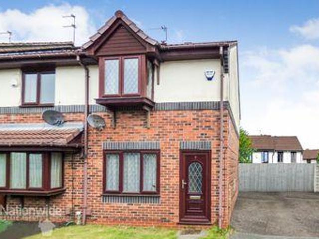 3 Bedrooms Terraced house for rent in 7 Maidford Close, Ancoats M4