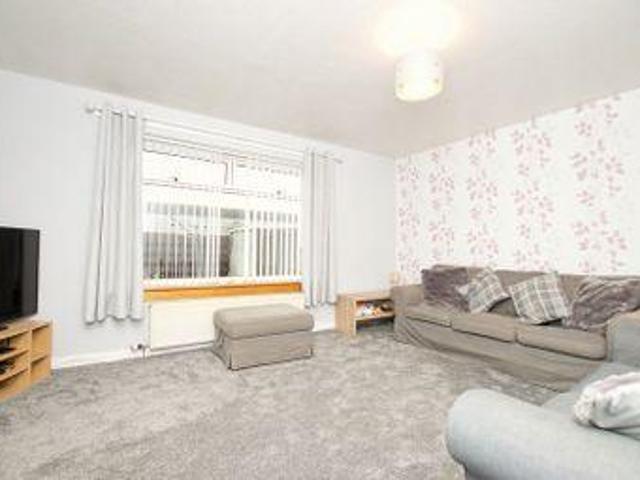 3 Bedrooms Terraced house for sale in Margaret Court, Denny FK6