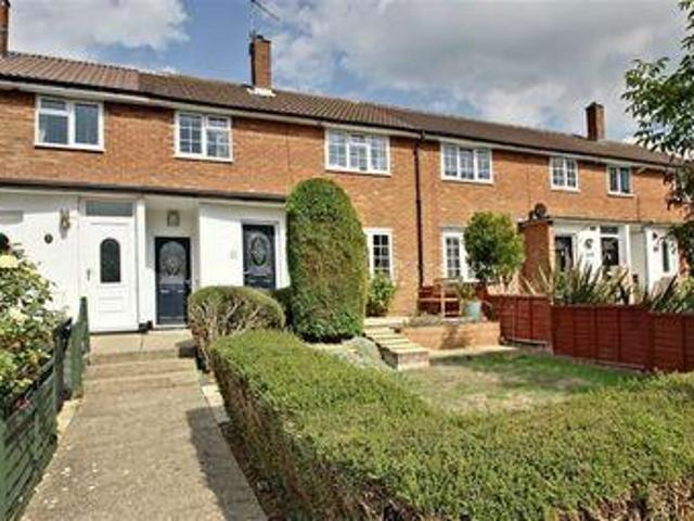 3 Bedrooms Terraced house for sale in Meadow Road, Hemel Hempstead HP3