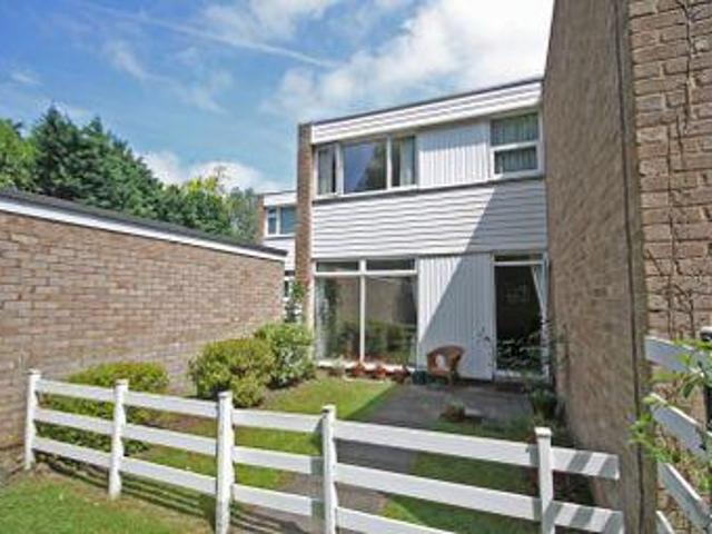 3 Bedrooms Terraced house for sale in Merridene, Grange Park N21