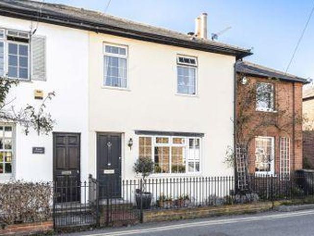 3 Bedrooms Terraced house for sale in Mill Street, Kingston Upon Thames KT1