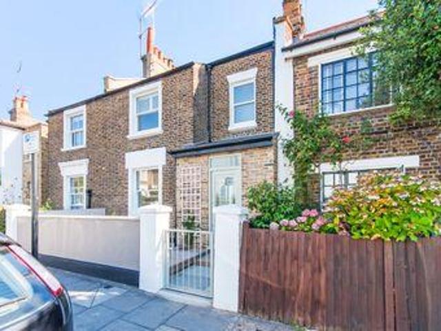 3 Bedrooms Terraced house for sale in Oak Village, London NW5