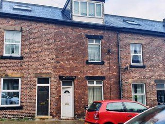 3 Bedrooms Terraced house for sale in Oakley Street, Thorpe, Wakefield WF3