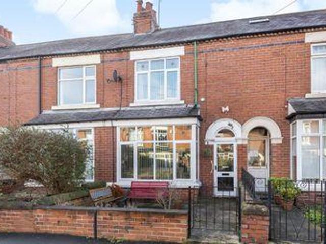3 Bedrooms Terraced house for sale in Albany Road, Harrogate HG1