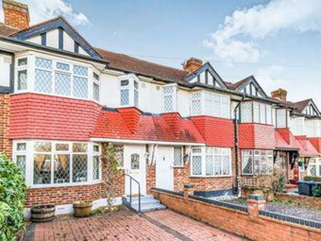 3 Bedrooms Terraced house for sale in Aragon Road, Morden SM4