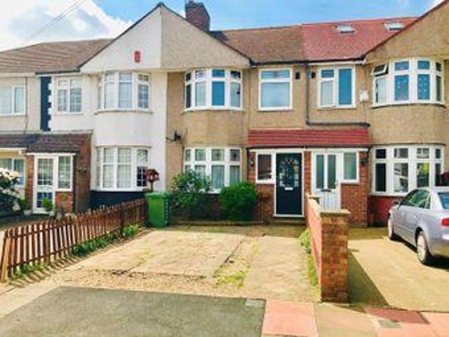 3 Bedrooms Terraced house for sale in Burns Avenue, Sidcup DA15