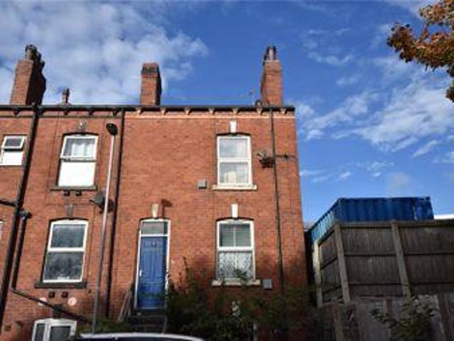 3 Bedrooms Terraced house for sale in Burton Terrace, Leeds LS11