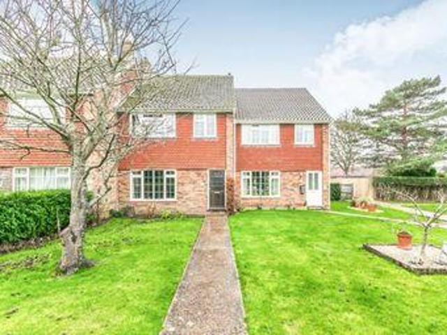 3 Bedrooms Terraced house for sale in Ballard Drive, Ringmer, Lewes, East Sussex BN8