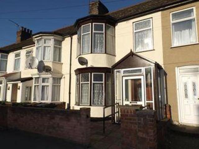 3 Bedrooms Terraced house for sale in Barking, Essex, United Kingdom IG11