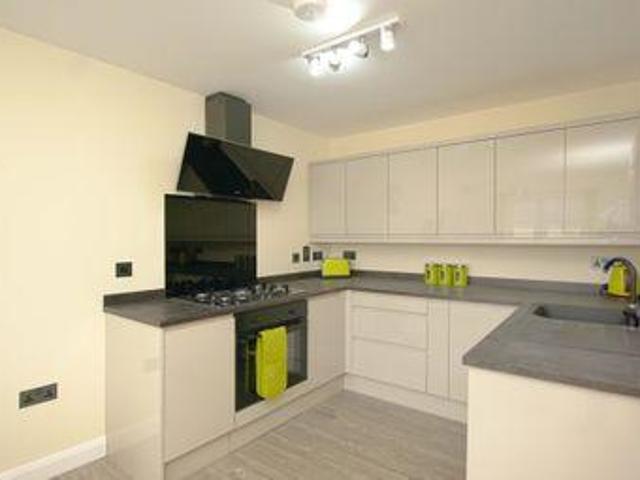 3 Bedrooms Terraced house for sale in Beach Avenue, Severn Beach, Bristol BS35