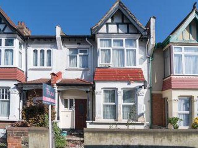 3 Bedrooms Terraced house for sale in Beechcroft Road, London SW17