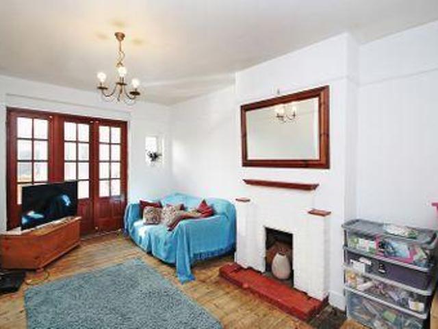 3 Bedrooms Terraced house for sale in Belmont Road, Harrow HA3